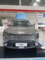 China 2024KIA EV5 Pure Electric Vehicle SUV 64.2kWh Battery Capacity 0.45 Hour Charging Time for sale