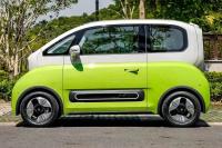China Touch Screen Wuling Baojun Four Door Five Seat Energy Vehicle with 4 Forward Shift for sale