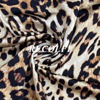 China Recycled Activewear Nylon Spandex Fabric Sustainable Leggings Cycling Wear for sale