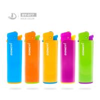 China Solid Color Refillable Flint Gas Lighter 8.07x2.26x1.17 cm EN13869 Certified for sale