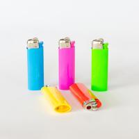 China ISO9994 Standard Refillable Plastic Flint Gas Lighter 80.7x22.6x11.7mm Custom Logo for sale