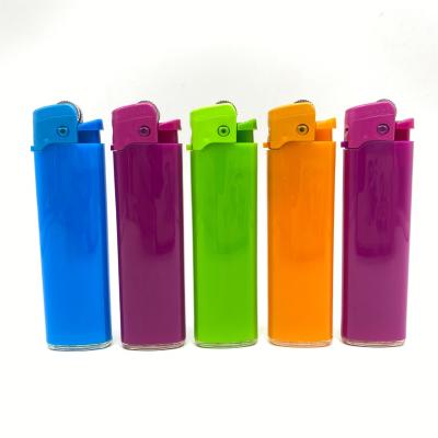 China Disposable Refillable Flint Gas Pocket Lighter Refillable and Customizable Appearance for sale