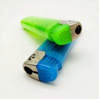 China Dongyi Cool Sport Style Plastic Windproof Butane Lighter 7.77cm for Cigarette Smoking OEM for sale