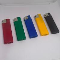 China Dy-055 Stylish Refillable Plastic Electronic Gas Lighter with ISO9994 Customization for sale