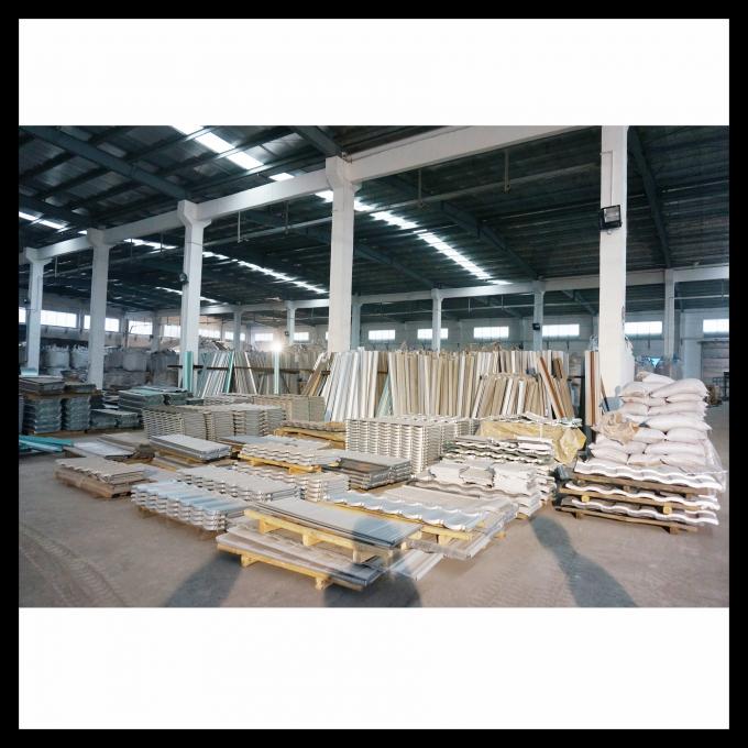 2017 popular Stone Coated Steel Roofing Sheet Colorful New Wooden Shingle good quality villa hotel roofing materials