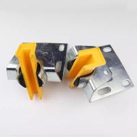 China Elevator Guide Shoe Sliding Roller Type Nylon Cast Iron 10mm 16mm Rail Width for sale
