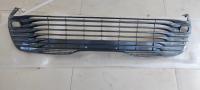 China 2018-2019 Camry Front Bar Under Middle Net Front Bar Under Radiator Grille OEM53102-33150 for sale