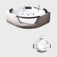 China 2 People Freestanding Whirlpool Tub Corner Jetted Bathtub Anti Resistant ODM for sale