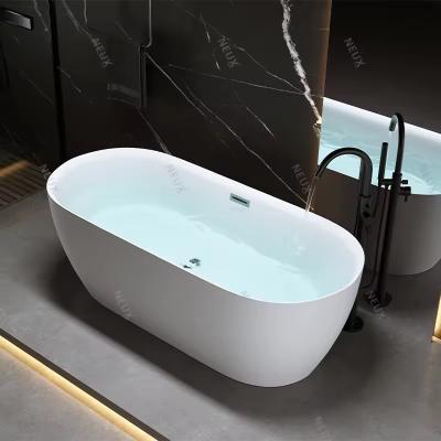 China Elegant Acrylic Free Standing Bathtub with Heat Retention, Easy Maintenance, and Customizable Size for Homes and Hotels for sale