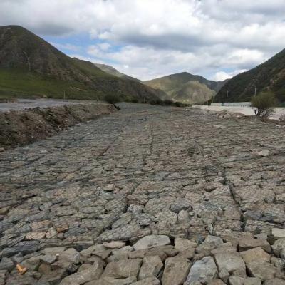 China 1m X 1m X 1m Antirust Metal Gabion Baskets Underwater Mesh Welded for sale
