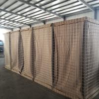 China Mil 3 4mm 75cmx75cm Hesco Baskets Military Sand Barriers ISO Certification for sale