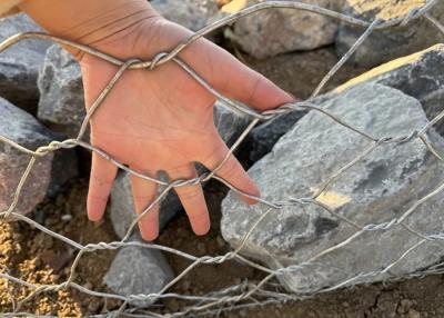 China Diameter 2.7mm Galvanised Gabion Hole Size 60x80 Mm for sale