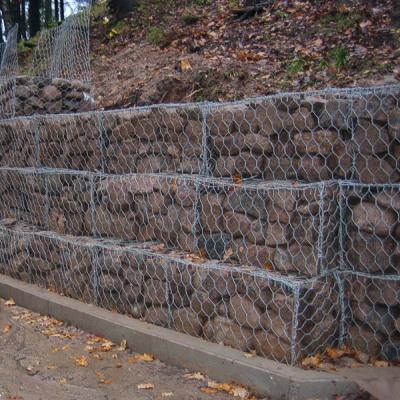 China Al Zinc Caoted 3.05mm Galvanized Gabion Baskets Hexagonal 80x100mm 4x1x1m for sale