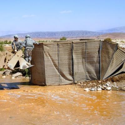 China Galvanized Stackable Welded Gabion Box MIL 7 2.21m Hesco Barrier for Miltary Defensive Barrier Flood Protection Wall for sale