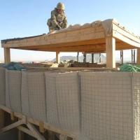 China 5mm Wire Defensive Barrier 20 Cells 1*1*1M 1*1*5M Flexibility Black Welded Mesh Shield Guardian for sale
