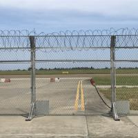 China 90cm CBT-65 Stainless Steel Concertina Razor Barbed Wire for Airport Protection Fence for sale