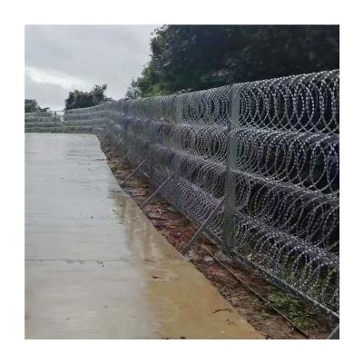 China Galvanized Anti-Climbing Security Fence with BTO-22 Concertina Razor Barbed Wire for sale
