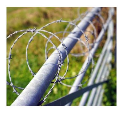 China Hot Dipped Galvanized Fencing High Tensile Barbed Wire 1.6Mm 300M for sale