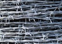 China Construction Protection 3or 4inch Barb Distance Galvanized Barbed Wire for sale