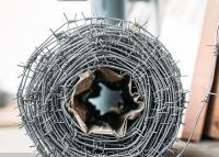 China Fence Construction Protection Double Strand Traditional Twist Barbed Wire Coils for sale