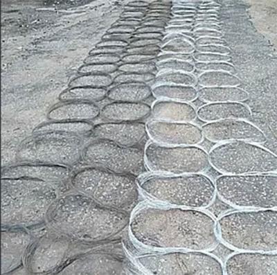 China 20M Low Visibility Obstacles Entangle Metal Wires Anti Tank Barrier for sale