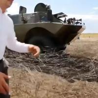 China Galvanized Advanced Anti Tank Wire Net In Woven Into Rings Tank Tracks Wound Net for sale
