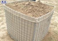 China Geotextile Lined Defensive Barrier 300 GSM Blast Mitigation Customized Length for sale