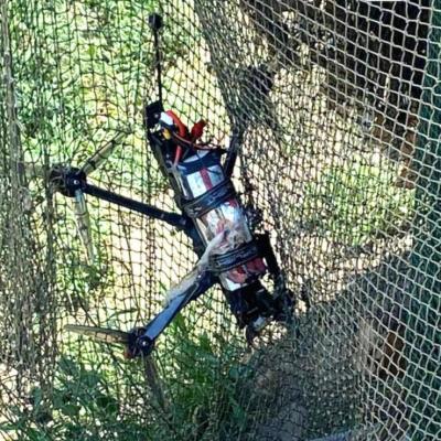 China 1.5mm Military Using Ss304 Wire Rust Anti Drone Netting Open-Air Defensive Stainless Steel Rope Mesh for sale