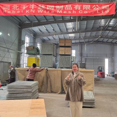 China Strong Defensive Barrier designed for flood control military defence and hotel protection with durable materials and corrosion resistant finishes for sale