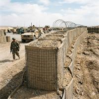 China Hot Dipped Galvanized Welded Gabion Barrier Bastion Explosion-Proof Wall Explosion Proof Net for sale