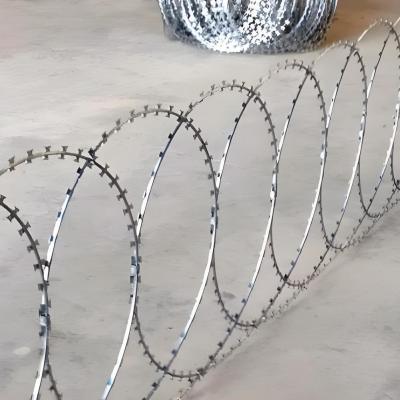 China High Security Fence Hot Dipped Galvanized BTO-22 Concertina Razor Barbed Wire Wall for sale