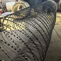 China High Security Fence Hot Dipped Galvanized BTO-22 Concertina Razor Barbed Wire Wall for sale