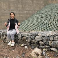 China Stone Filled Flood Gabion Box Barrier Anti Rust with 2*1*1m for sale