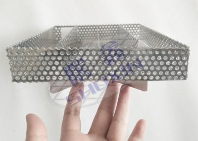 China Professional Smoked Net Basket For Smoking Fish Bacon Cheese Square Shape for sale