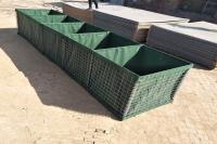 China Customized Galvanized Hesco Bastion Sand Filled Barriers For Security Protection for sale