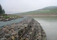 China Heavy Zinc Coated Gabion Box With Tensile Strength 380-400MPa Packed On Pallet for sale