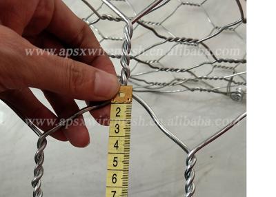 China Heavy Stone 2.2mm Gabion Box Retaining Wall Galvanized Or Pvc Hexagonal Weave for sale
