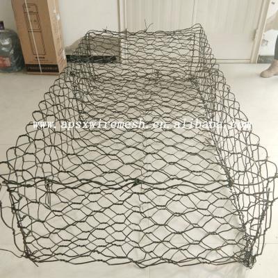 China Double Twisted 6x8cm Galvanized Gabion Baskets Stone Filled Cages Hexagon Preventing Rock Breaking for sale