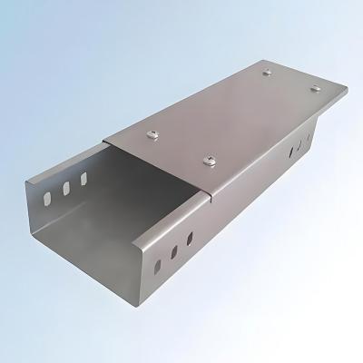 China Wall Mount Enclosed Cable Tray Industrial 3m For Electrical Installation for sale