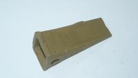 China PC60 Standard Bucket Tooth for Komatsu 60 Style Excavators - Precision Casting, 1 Year Warranty for sale