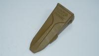 China Excavator Spare Parts 205-70-19570  PC200 Bucket Tooth Point Cast Bucket Teeth for sale