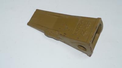 China PC200 Excavator Spare Parts Bucket Tooth 205-70-19570RC High Quality Excavator Tooth Points for sale
