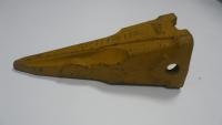 China Excavator Bucket Tooth Bucket Teeth 2713Y1217TL For DH200 for sale