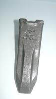 China Daewoo Excavator Forged Bucket Tooth 2713-1217  2713Y1217 For DH220 Bucket Teeth for sale