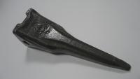 China Daewoo Excavator Forged Bucket Tooth 2713-1221 TL 2713Y1221TL For DH150 Bucket Teeth for sale