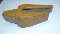 China Alloy Steel Excavator Bucket Tooth Adapter 6I6464 - 55-62 HRC Hardness for CAT 330 & Komatsu Excavators for sale