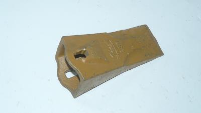 China 25S Wheel Loader Bucket Teeth 55-62 HRC Alloy Steel Construction Machinery Parts for sale