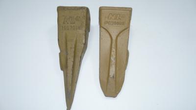 China OEM Excavator Bucket Teeth 48-52 HRC for Komatsu PC200 with 1-Year Warranty and ISO9001 Certification for sale
