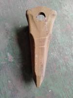 China Komatsu Style PC400 Excavator Spare Parts Bucket Tooth 208-70-14152  208-70-14270RC for sale