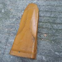 China Excavator Parts Flat Sharp Bucket Tooth EC210 14530544  R225 R215 for Bucket Teeth for sale